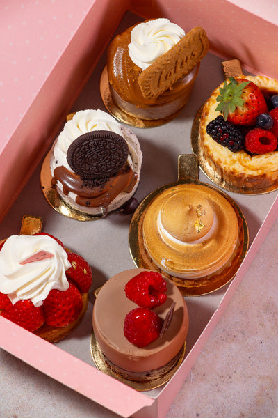 Mixed Selection Cake Box – EL&N London